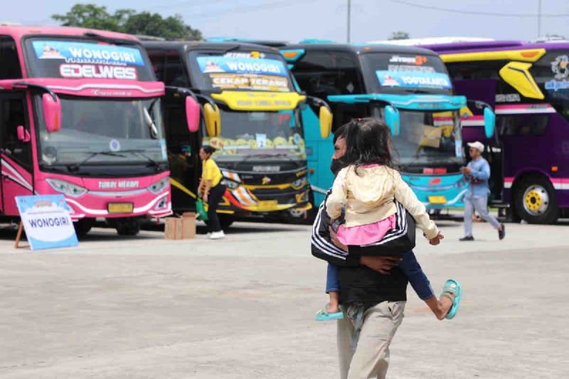 Perum Bulog Buka Program Mudik Gratis untuk 350 Pemudik - MerahPutih Perum Bulog Buka Program Mudik Gratis untuk 350 Pemudik - MerahPutih