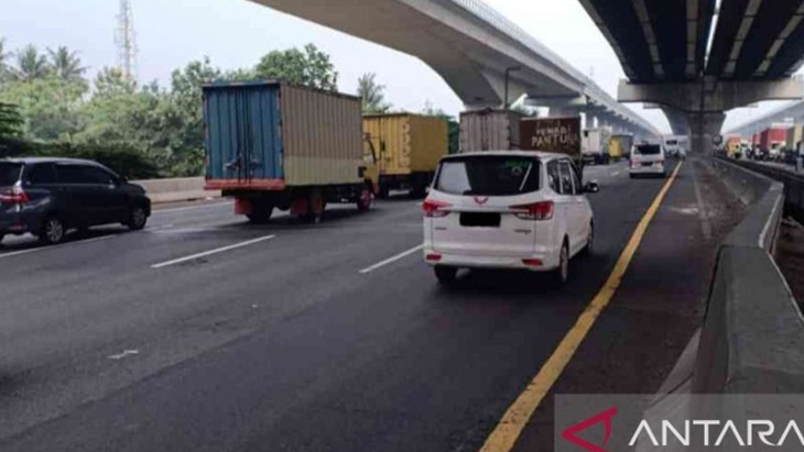 5 Titik Ruas Tol Jakarta-Cikampek Dilakukan Perbaikan - MerahPutih