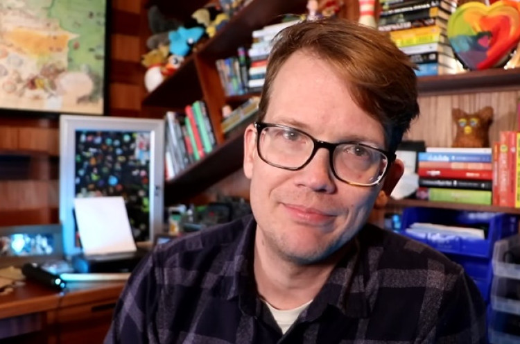 YouTuber Hank Green Mengidap Kanker Limfoma Hodgkin - MerahPutih