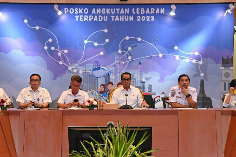 Contraflow dan One Way Mulai Diterapkan Selasa (18/4) di Jalan Tol ... Contraflow dan One Way Mulai Diterapkan Selasa (18/4) di Jalan Tol ...