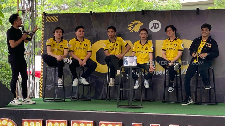 Juara 2 M5 World Championship, Ini Kata Para Pemain Onic Esports ... Juara 2 M5 World Championship, Ini Kata Para Pemain Onic Esports ...