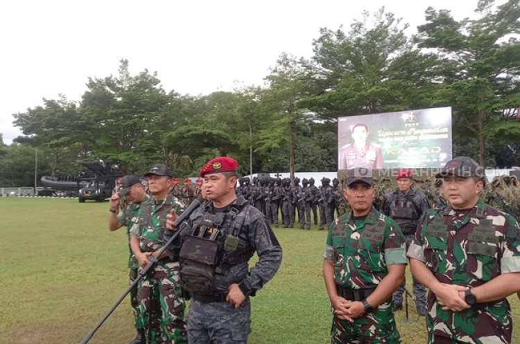 KSAD Jenderal Maruli Dapat Bravet Pasukan Anti Teror Terbaik ... KSAD Jenderal Maruli Dapat Bravet Pasukan Anti Teror Terbaik ...