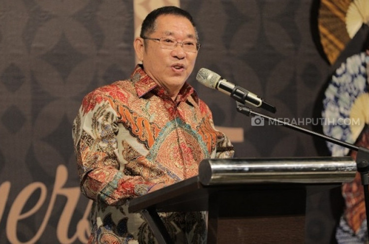 Jerry Hermawan Lo Ajak Karyawan JHL Group Bekerja Sambil Beramal ...