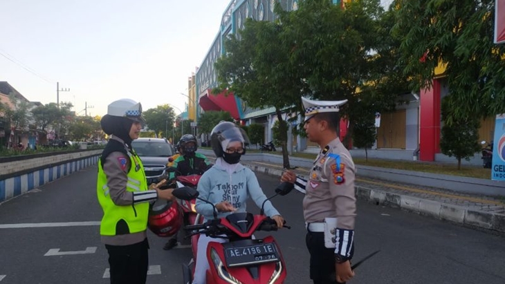 Pelanggaran Lalu Lintas saat Operasi Patuh Meningkat - MerahPutih