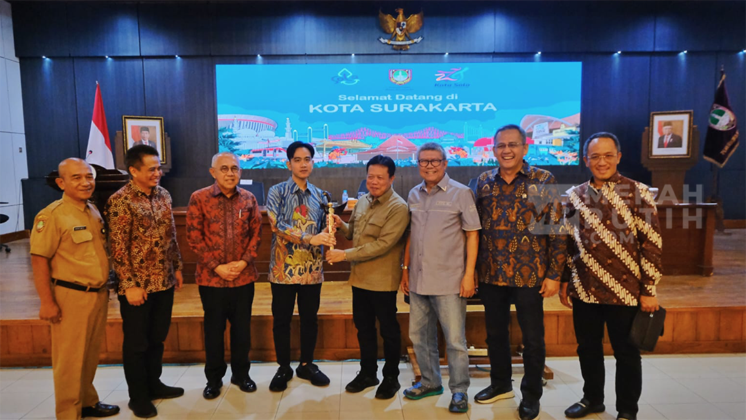 Komisi II DPR RI Dorong Gibran Bantu Dongkrak Partisipasi Pemilih ... Komisi II DPR RI Dorong Gibran Bantu Dongkrak Partisipasi Pemilih ...