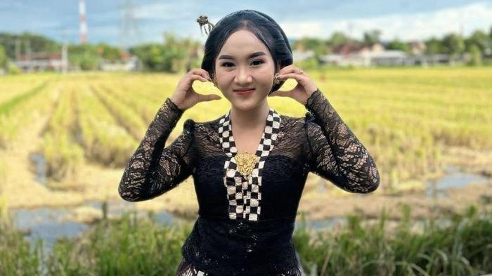 Lirik dan Arti Lagu 'Koyo Jogja Istimewa', Rayuan Maut Cowok Kota Gudek ... Lirik dan Arti Lagu 'Koyo Jogja Istimewa', Rayuan Maut Cowok Kota Gudek ...
