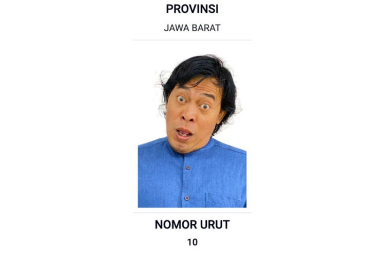 Teriakan Uhuy Menggema di Kantor KPU Usai Komeng Dinyatakan Lolos ke ... Teriakan Uhuy Menggema di Kantor KPU Usai Komeng Dinyatakan Lolos ke ...