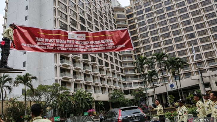 Bahlil Beri Peringatan Keras Setelah Pembekuan Izin Usaha Hotel Sultan ... Bahlil Beri Peringatan Keras Setelah Pembekuan Izin Usaha Hotel Sultan ...