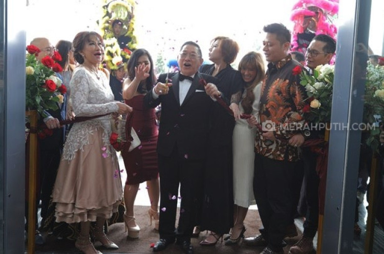 JHL Solitaire, Impian Jerry Hermawan Lo Sejak Kecil Resmi Dibuka ...