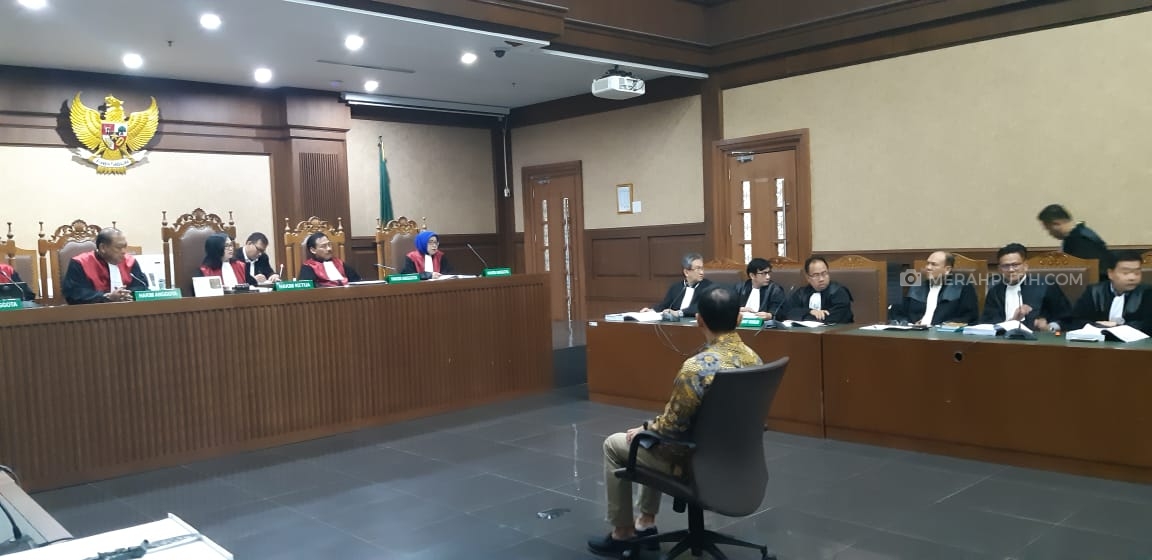 Adik Ratu Atut Didakwa Rugikan Negara Rp94 Miliar - MerahPutih Adik Ratu Atut Didakwa Rugikan Negara Rp94 Miliar - MerahPutih