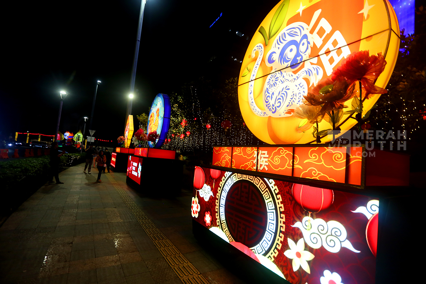 Jakarta Light Festival 2026 Semarakan Tahun Baru Imlek - MerahPutih