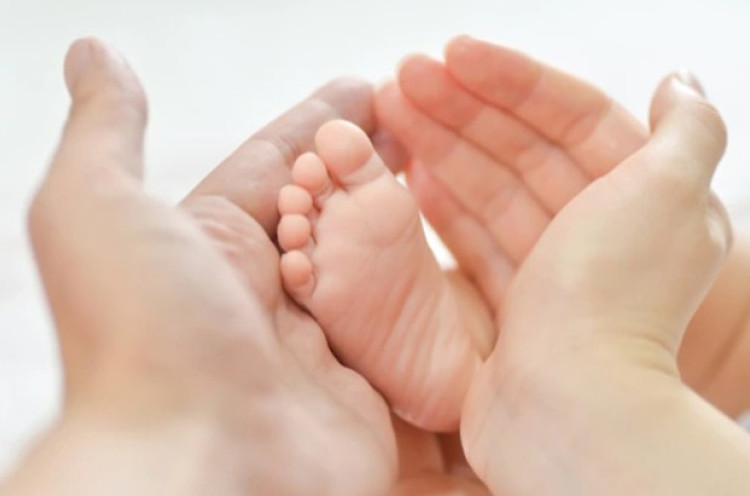 Tradisi Puputan Adat Jawa untuk Berkah Keselamatan Anak - MerahPutih