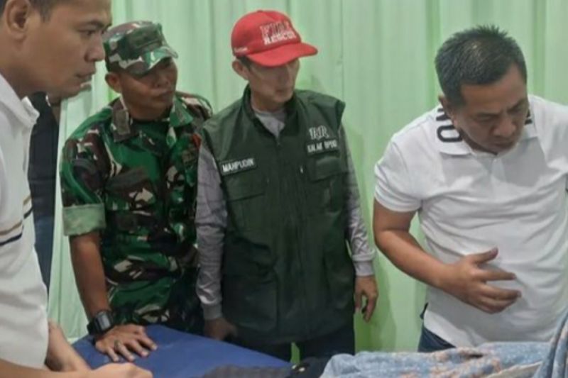 Puluhan Warga Karawang Keracunan Gas Pabrik - MerahPutih Puluhan Warga Karawang Keracunan Gas Pabrik - MerahPutih