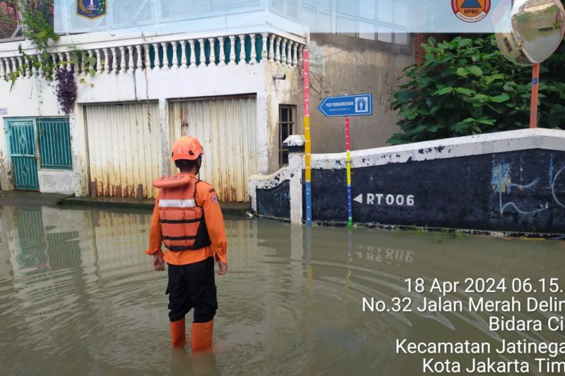 Hujan Deras, 18 RT di Jakarta Terendam Banjir pada Kamis Pagi - MerahPutih